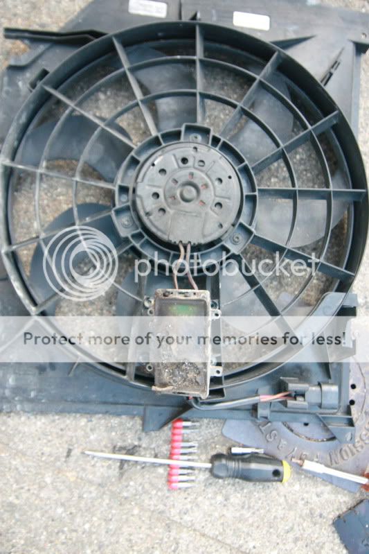 Aux fan | E46 Fanatics Forum